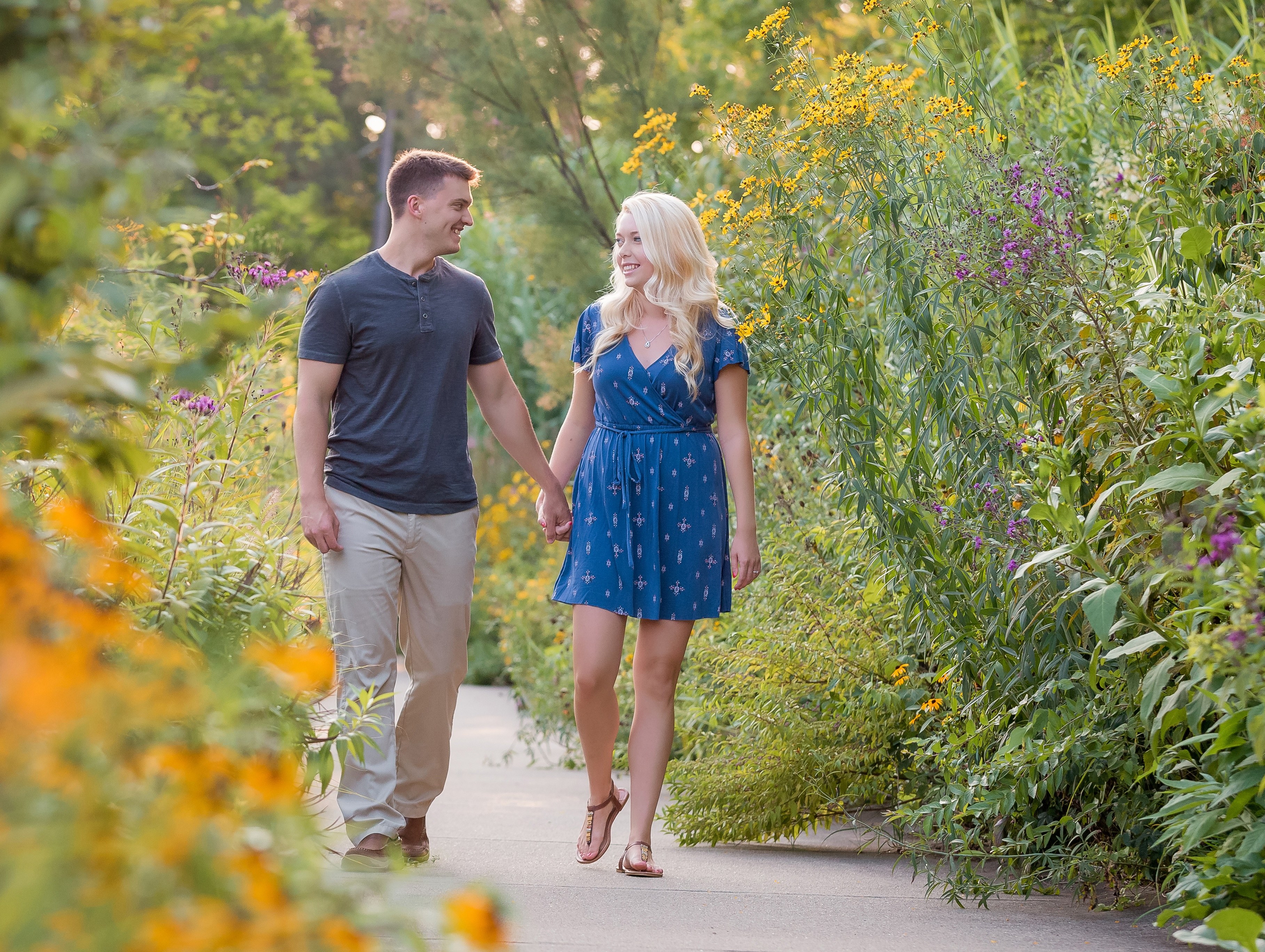 Courtney + Daniel - Ault Park - Cincinnati Engagement Photographers