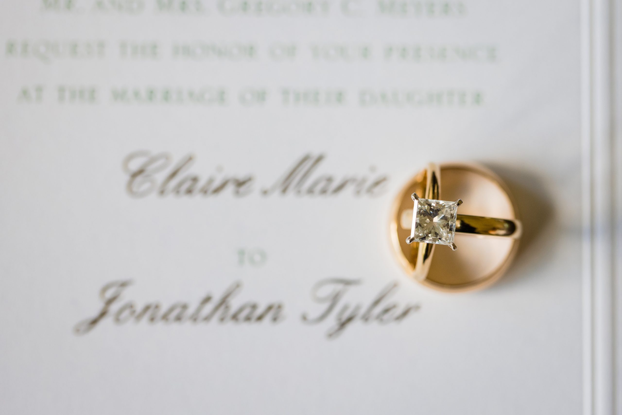 Claire + JT - Cincinnati Union Terminal - Cincinnati Wedding Photographers