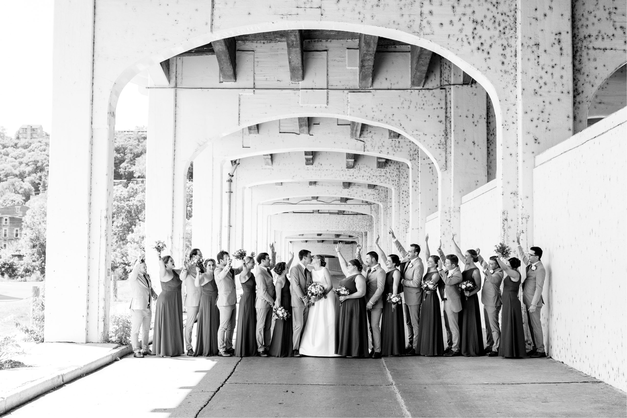 Claire + JT - Cincinnati Union Terminal - Cincinnati Wedding Photographers