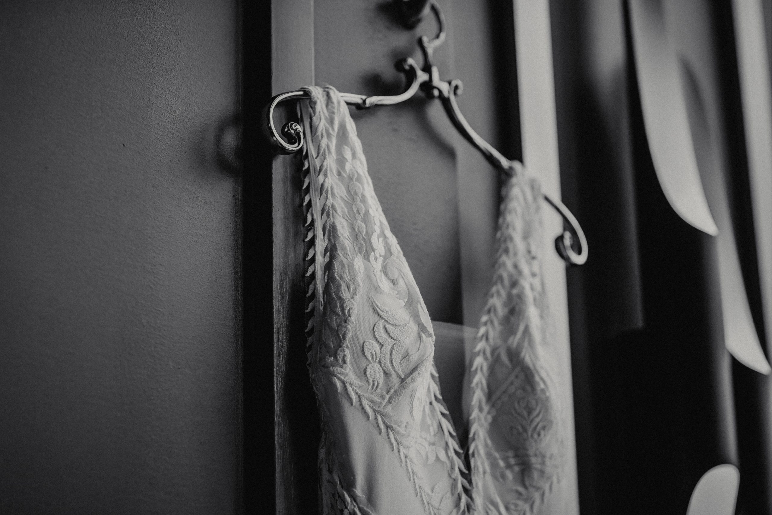 Allison + David - Cincinnati Club - Cincinnati Wedding Photographers