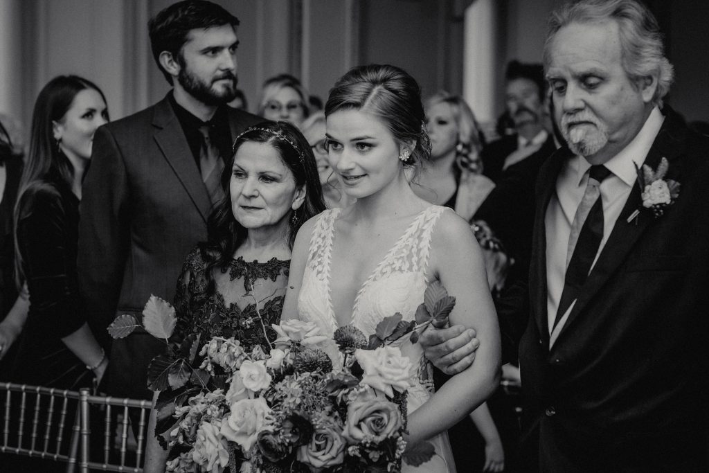 Allison + David - Cincinnati Club - Cincinnati Wedding Photographers