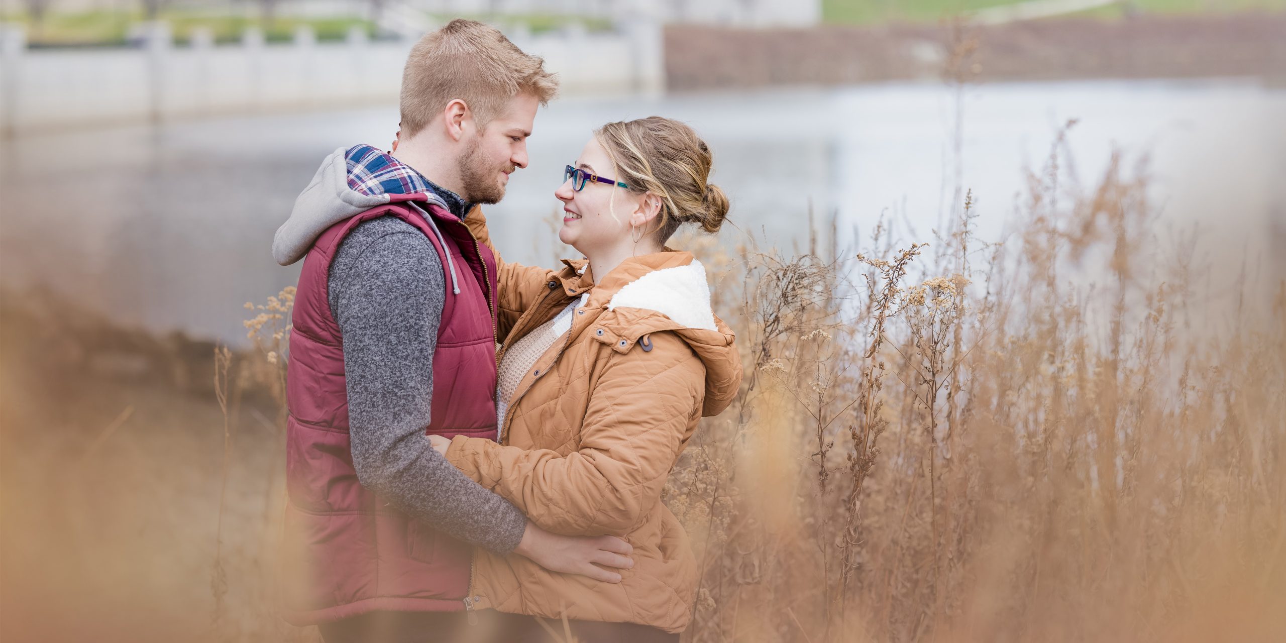 Hannah + Daniel - Downtown Columbus - Columbus Engagement Photographers